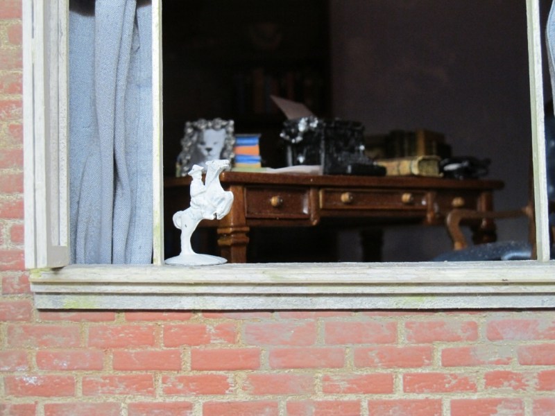 All the Rear Window Details – Flower Show Miniature Settings